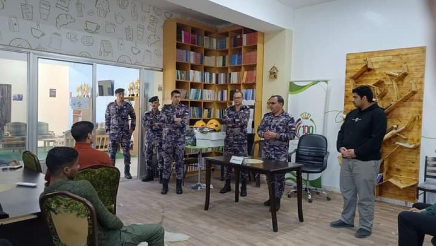 دورة تدريبية تأسيسية لمتطوعي دفاع مدني محافظة معان تحت إشراف فريق كلنا ...